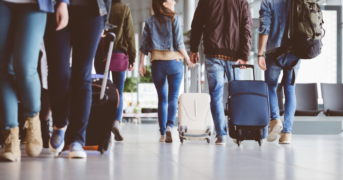 These Are The Most Expensive Travel Days Of The Year | HuffPost Life
