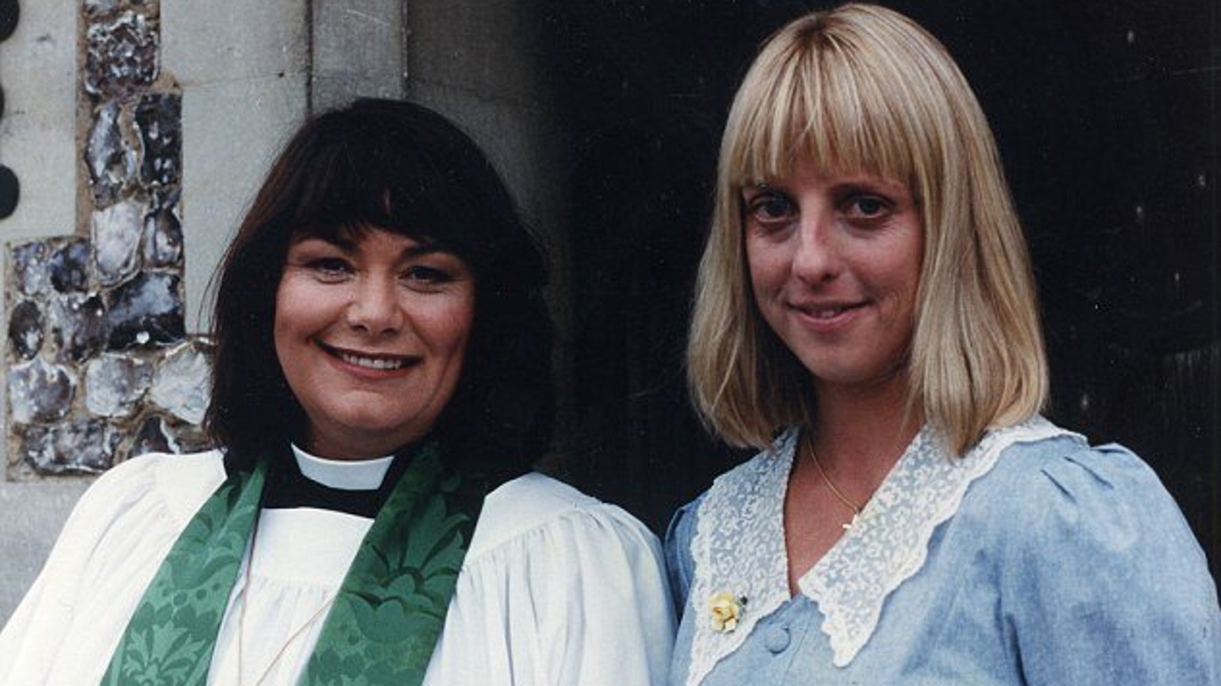 Emma Chambers Dead: Dawn French And Hugh Grant Lead Tributes To ‘Vicar ...