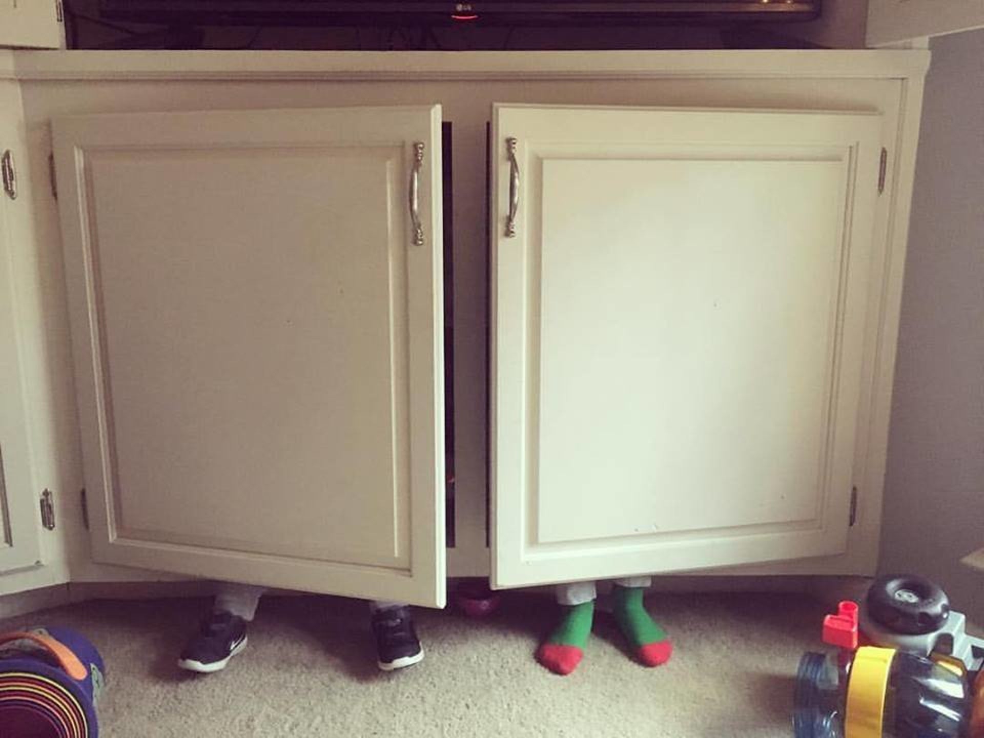 37 Photos That Show How Hilariously Bad Little Kids Are At Hiding ...