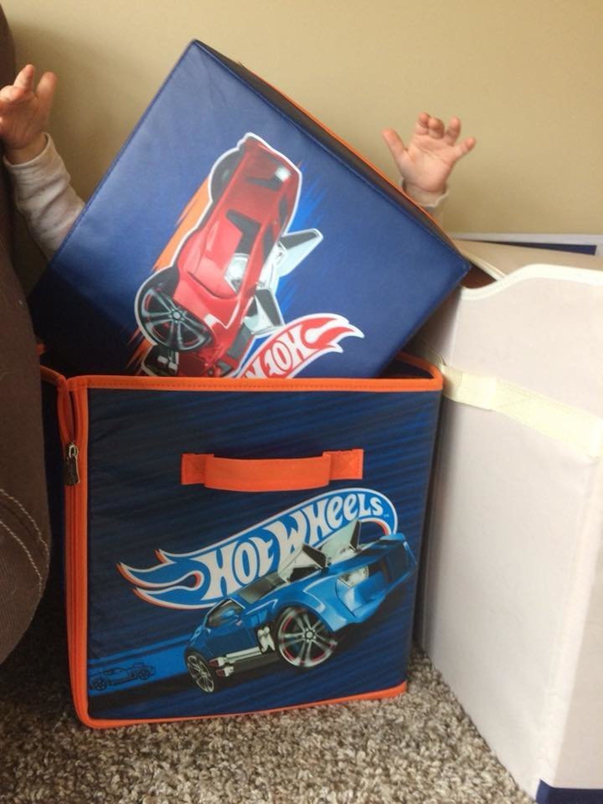 37 Photos That Show How Hilariously Bad Little Kids Are At Hiding ...