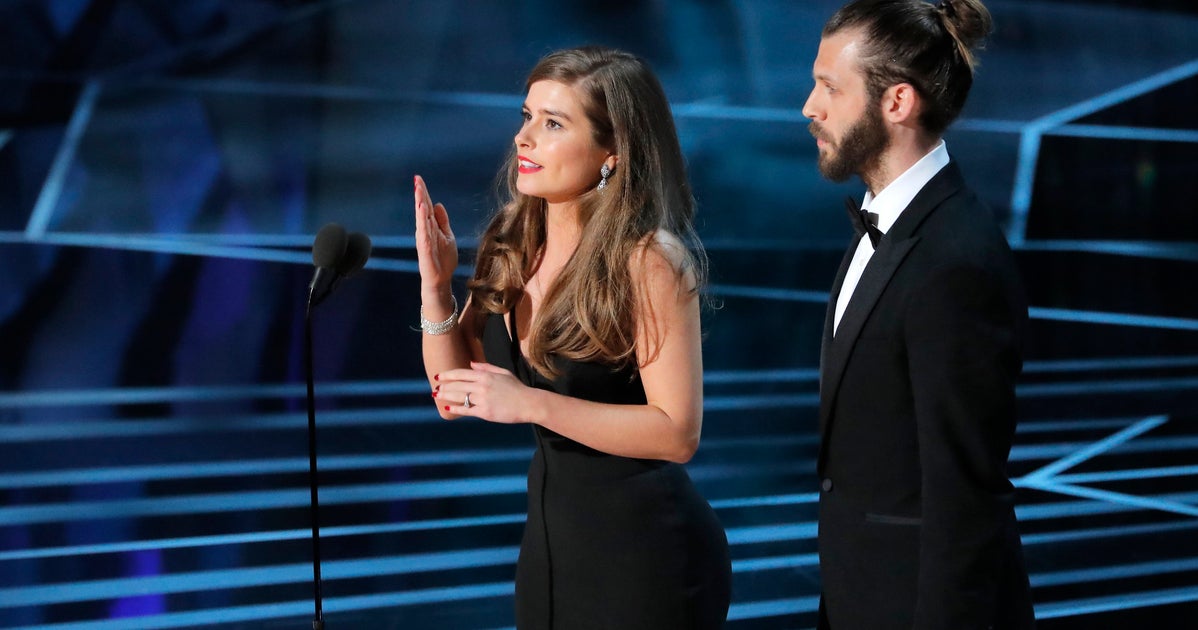 Oscars 2018: Rachel Shenton, Aka Mitzeee From 'Hollyoaks', Signs Her ...