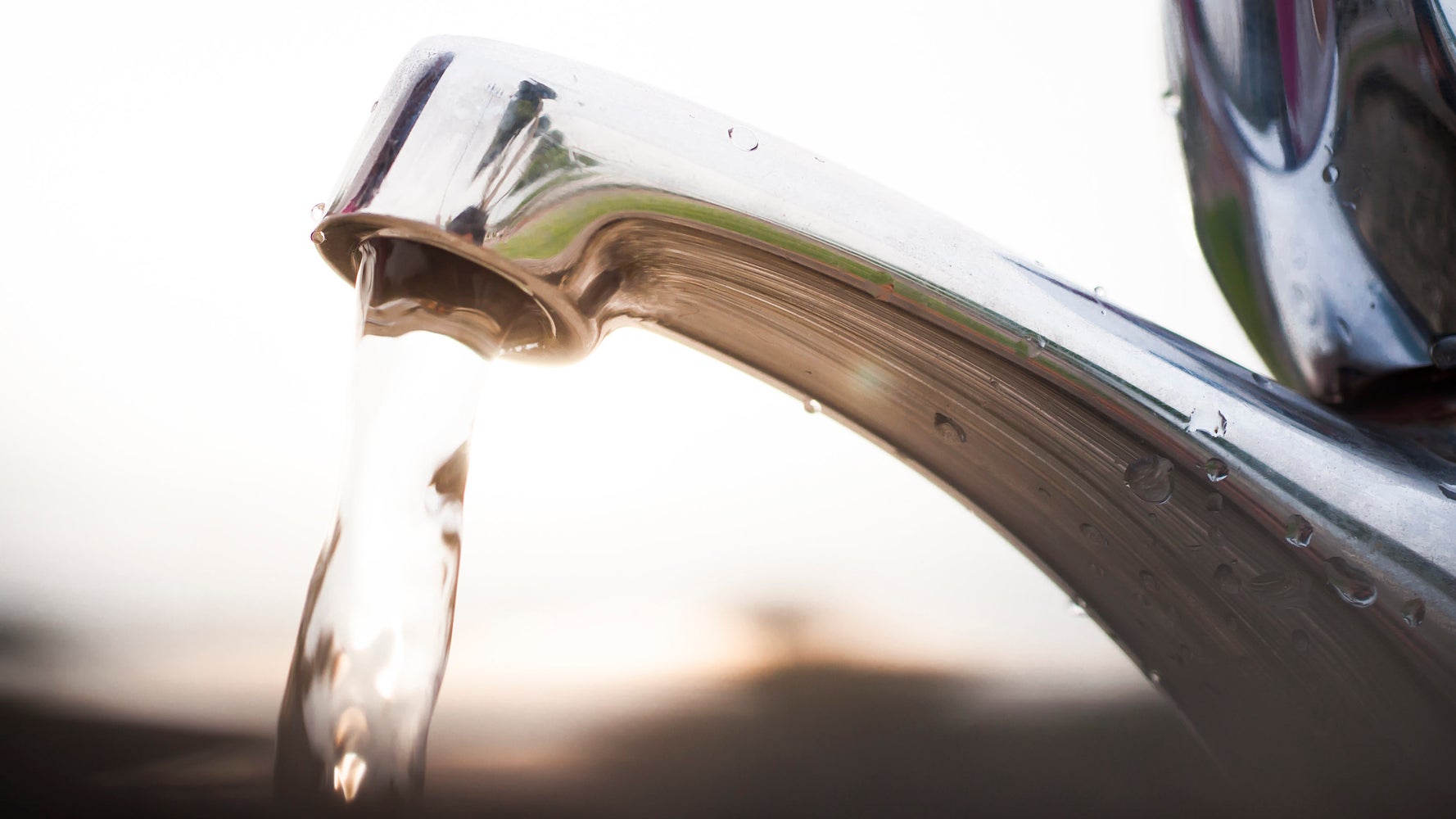 No Water? Here's What To Do If You Have A Problem With Burst Pipes ...