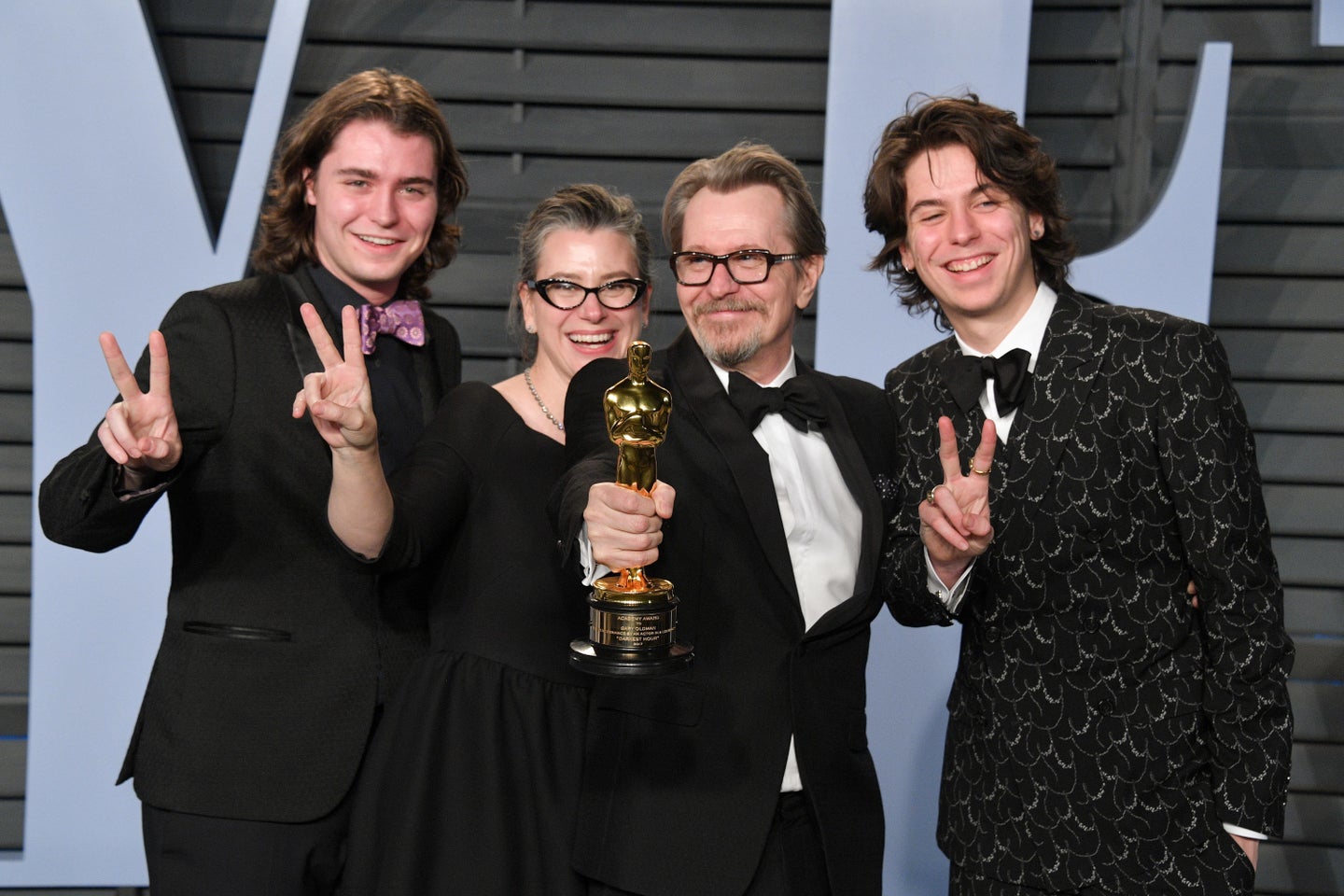 Gary Oldman's Son Says Actor's Alleged Domestic Abuse ‘Didn’t Happen ...