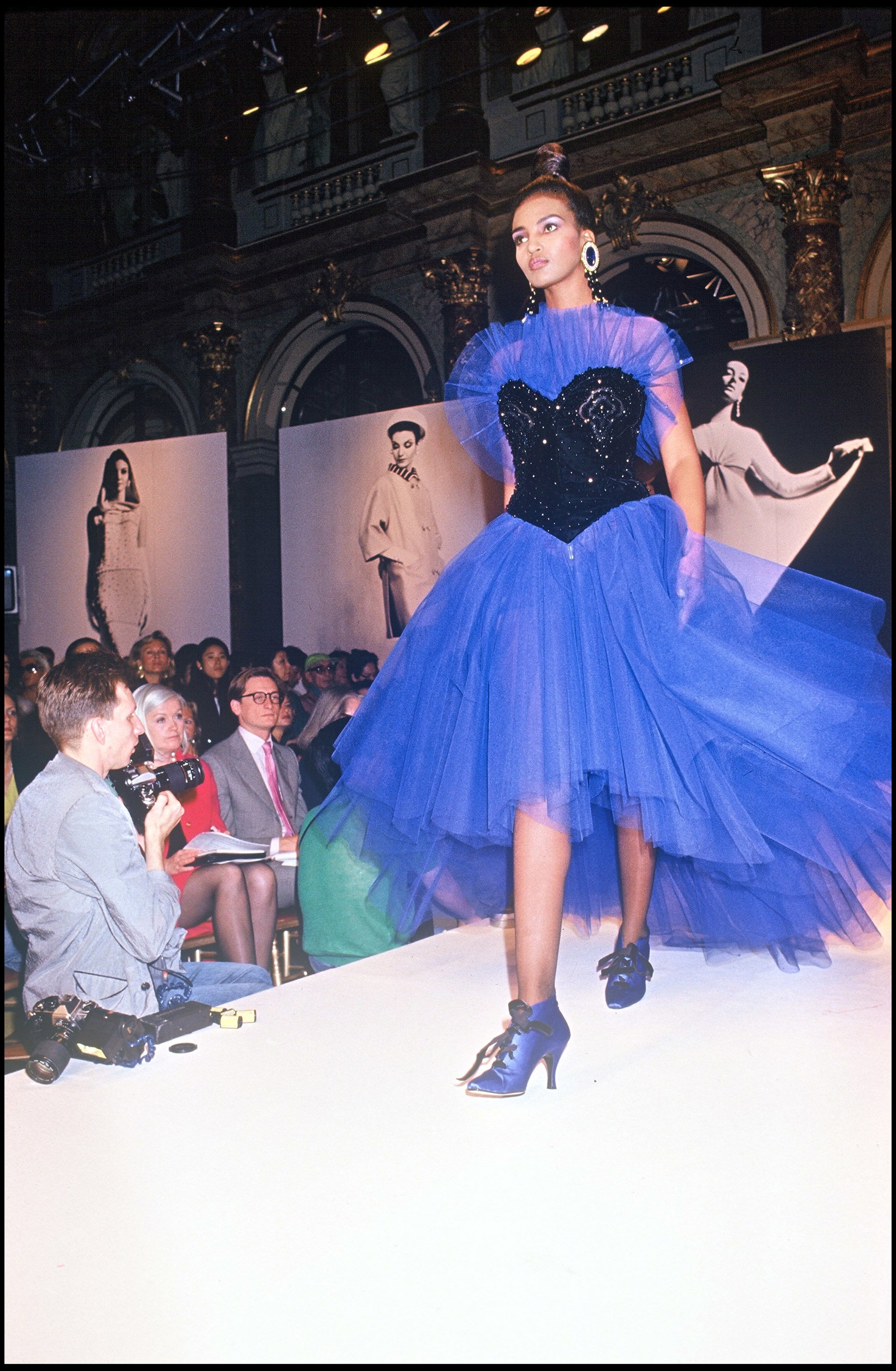 These Photos Take A Look Back At Hubert de Givenchy's Stunning Career ...