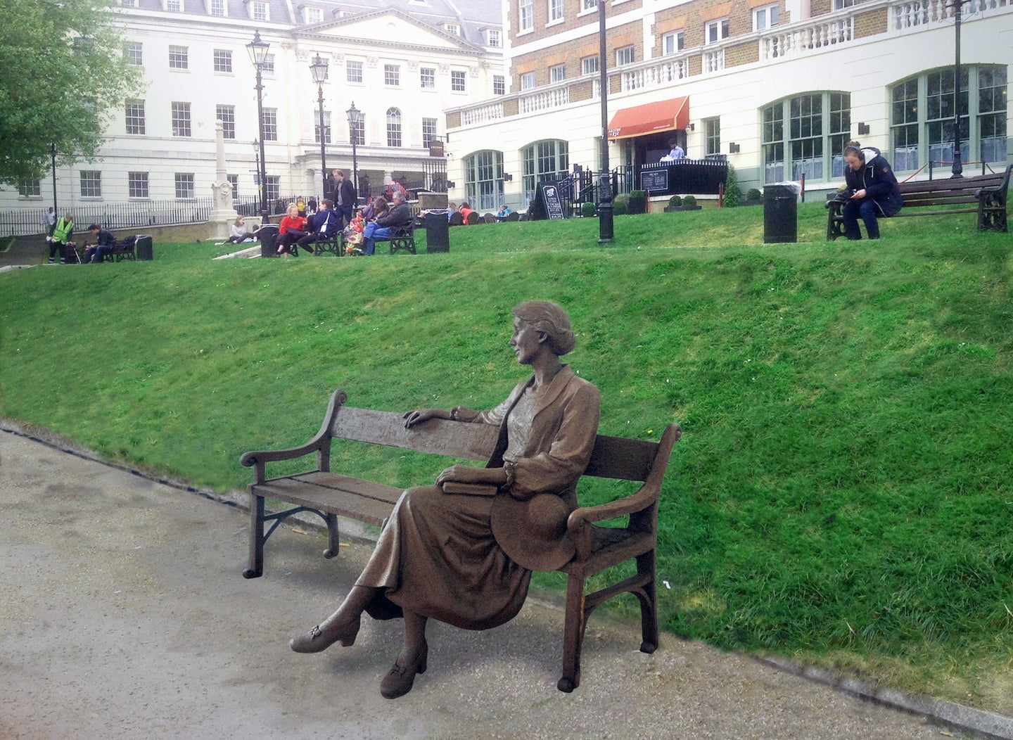 A Statue Of One's Own: Why We're Campaigning For A Virginia Woolf ...