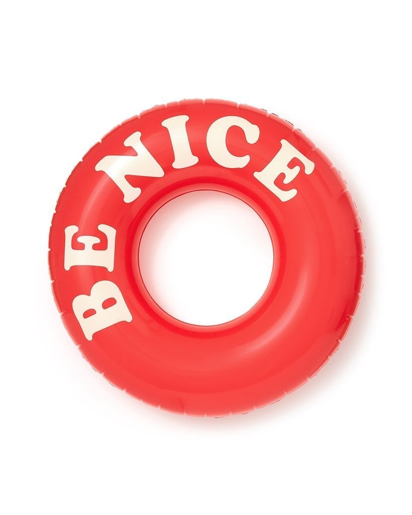 24 Oversized Pool Floats That Prove Bigger Is, Actually, Better ...