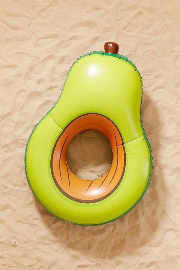 24 Oversized Pool Floats That Prove Bigger Is, Actually, Better ...