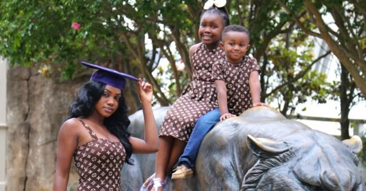 Single Mom, 24, Celebrates Graduation With Her 2 Children: 'You Don't ...