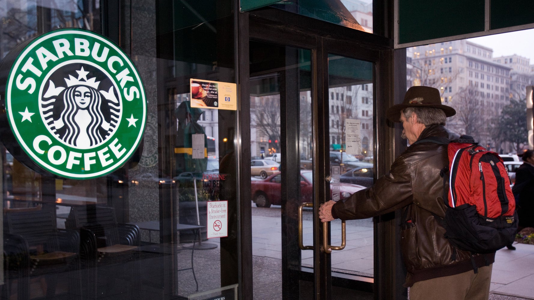 Starbucks Announces Plans To Close 150 Underperforming Stores | HuffPost