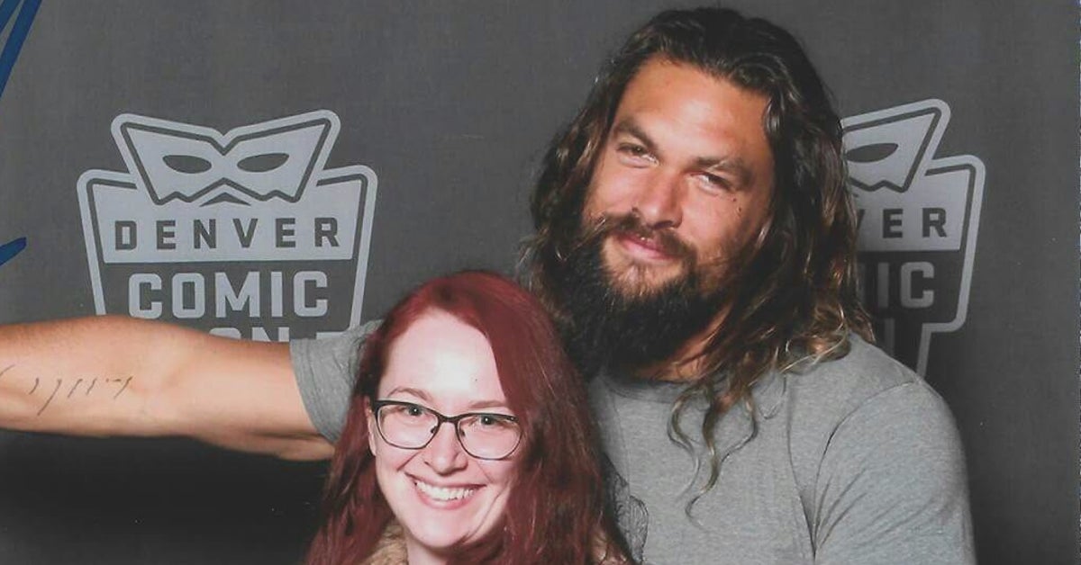 Jason Momoa’s Quick Wit Turns Couple’s Fun Fan Photo Into Comedy Gold ...