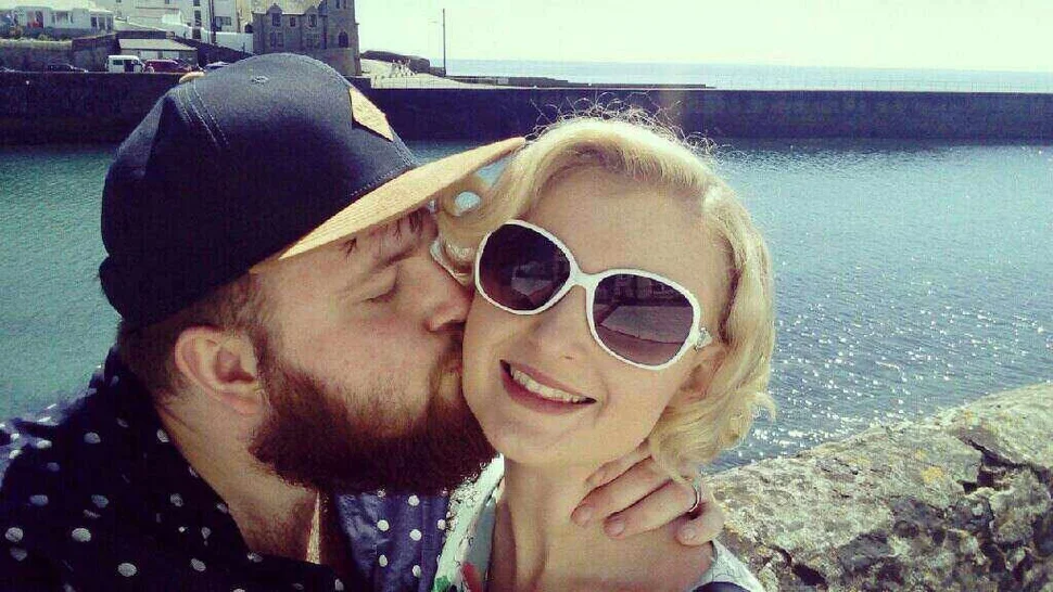 Helen Bloomer's Instagram, Twitter & Facebook on IDCrawl