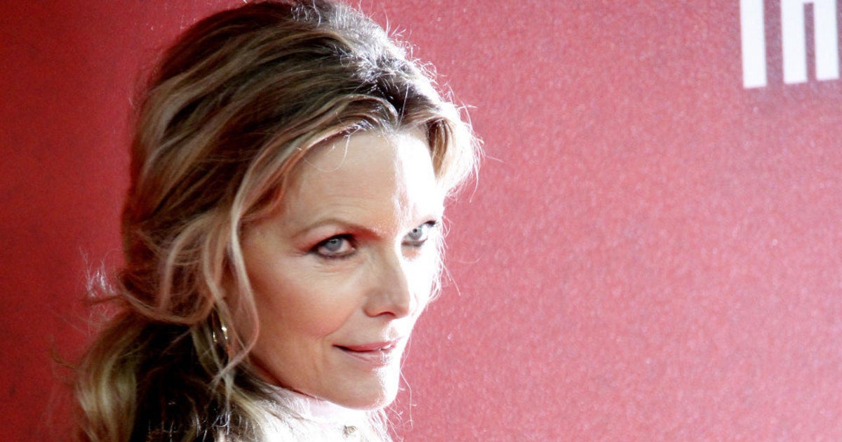 Pfeiffer Reveals She Was In A Breatharian Cult As A Young Actress ...