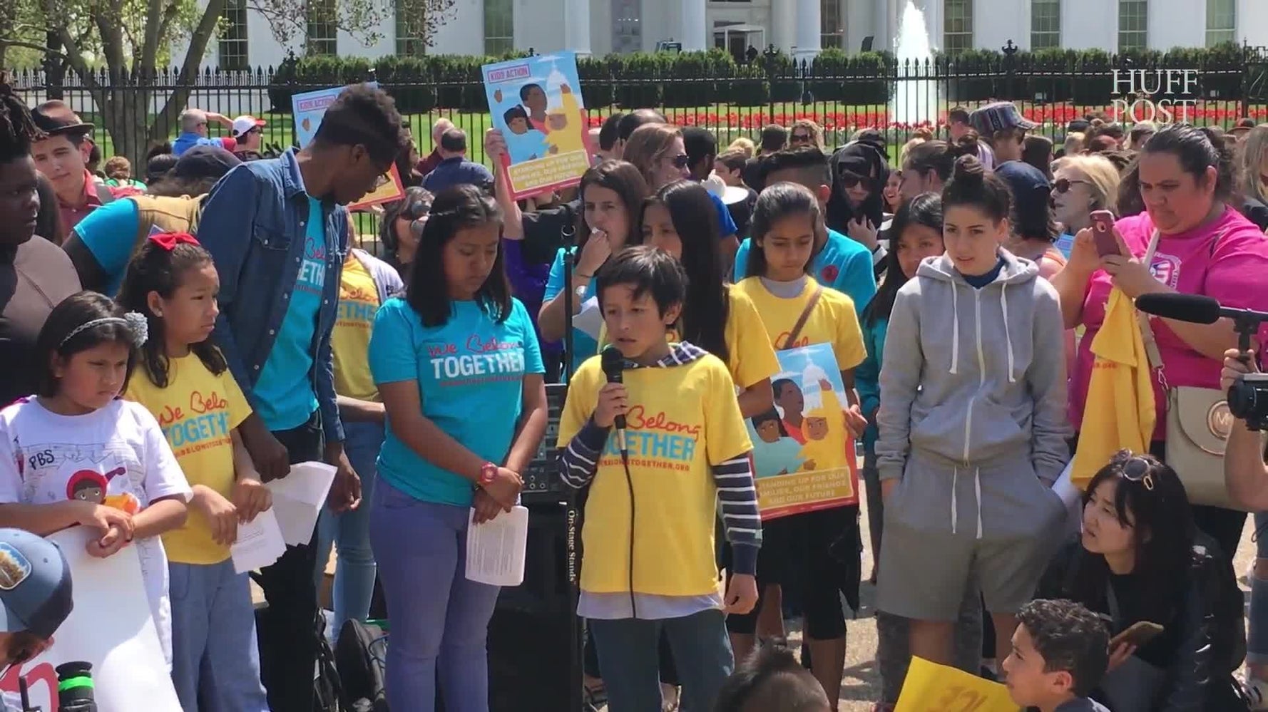 Immigrant Children Hold Heartbreaking Protest At The White House ...