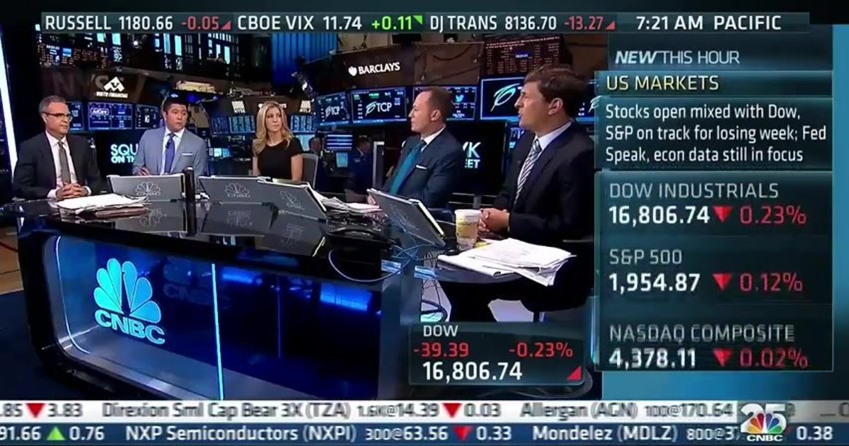 CNBC Panel Is Speechless After Co-Host's Comment On Apple CEO ...
