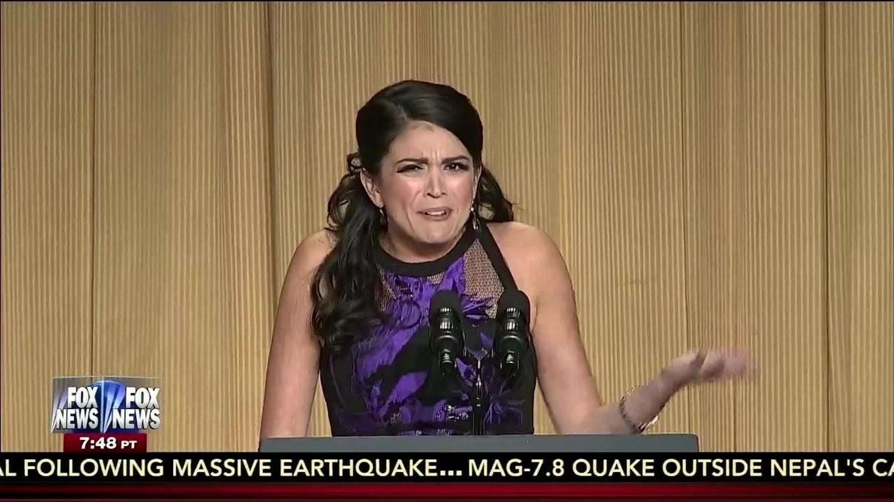 Cecily Strong Calls Out GOP Politicians For Attacking Women's Bodies ...