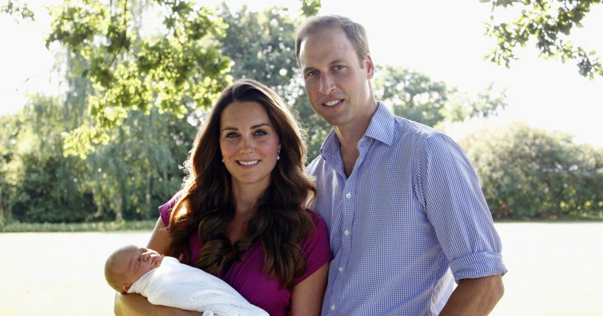 Kate Middleton Makes First Post-Baby Appearance | HuffPost Videos