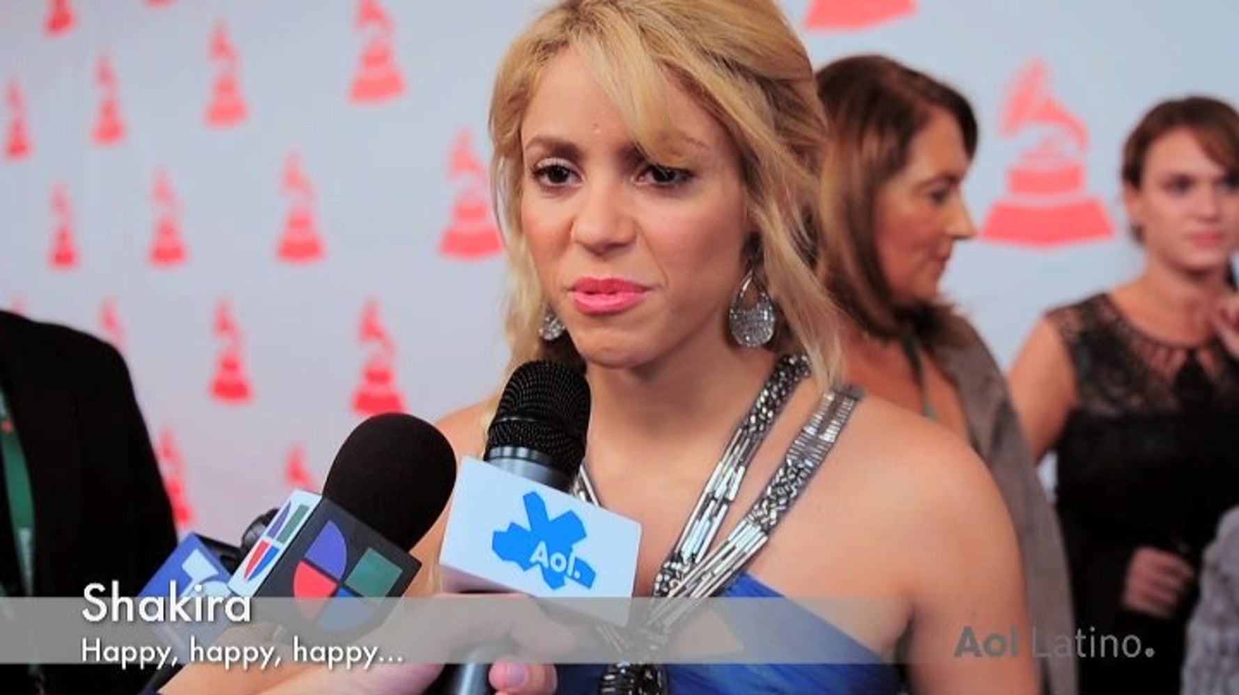 Shakira Habla De Su Felicidad | HuffPost Videos