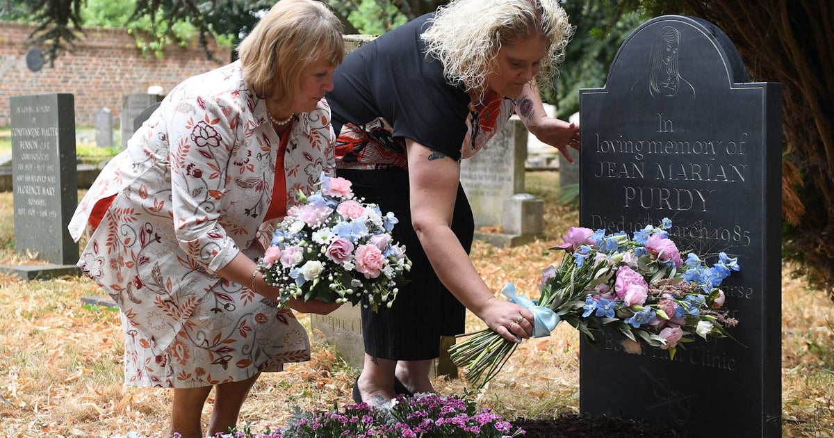 World's First IVF Baby Pays Tribute To 'Forgotten' Third Pioneer ...