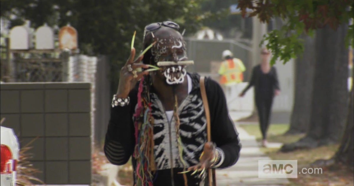Freakshow: Creature Looks For An Apartment | HuffPost Videos