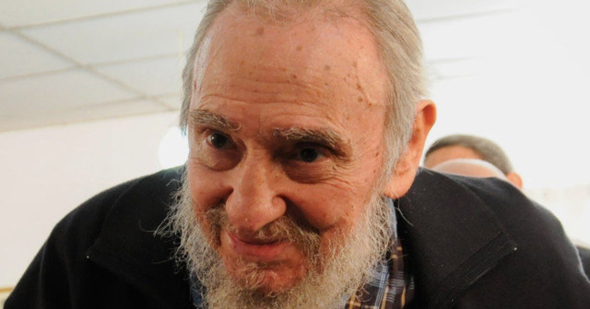 Fidel Castro Makes First Public Appearance In 3 Years | HuffPost Videos