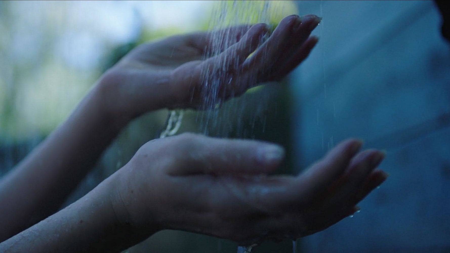Moments In Mindfulness: Mindful Showers | HuffPost Videos