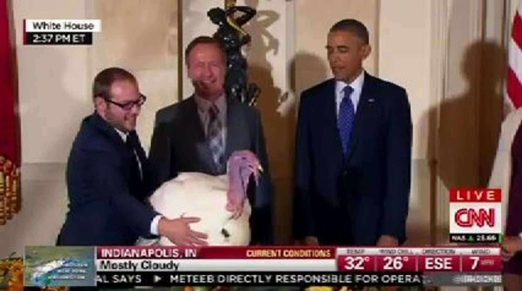 Obama Pardons Mac And Cheese | HuffPost Videos