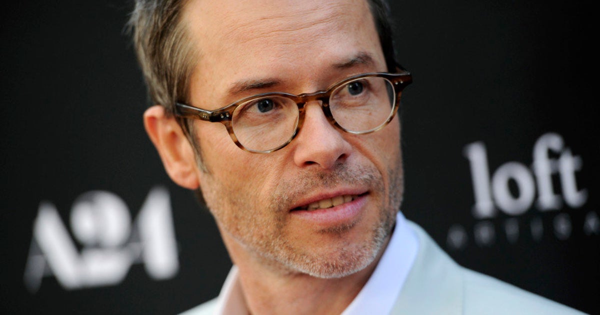 Guy Pearce On The Variety of Roles He’s Played | HuffPost Videos