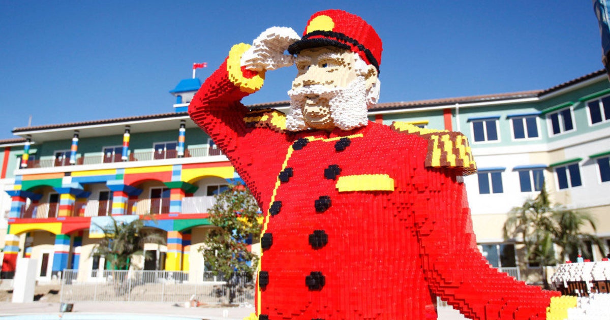63-Year-Old Man Barred From Legoland Discovery Center | HuffPost Videos