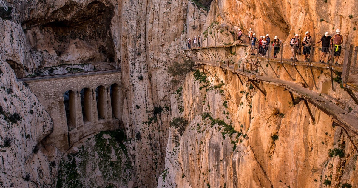 World's Most Dangerous Walkway Reopens After 15 Years | HuffPost Videos