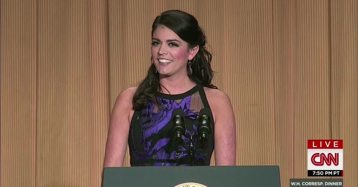 Cecily Strong Makes An Epic Joke About Race Relations And The Police ...