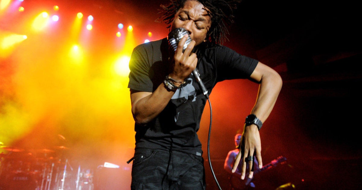 Lupe Fiasco Thrown Off Stage at Inauguration Concert | HuffPost Videos