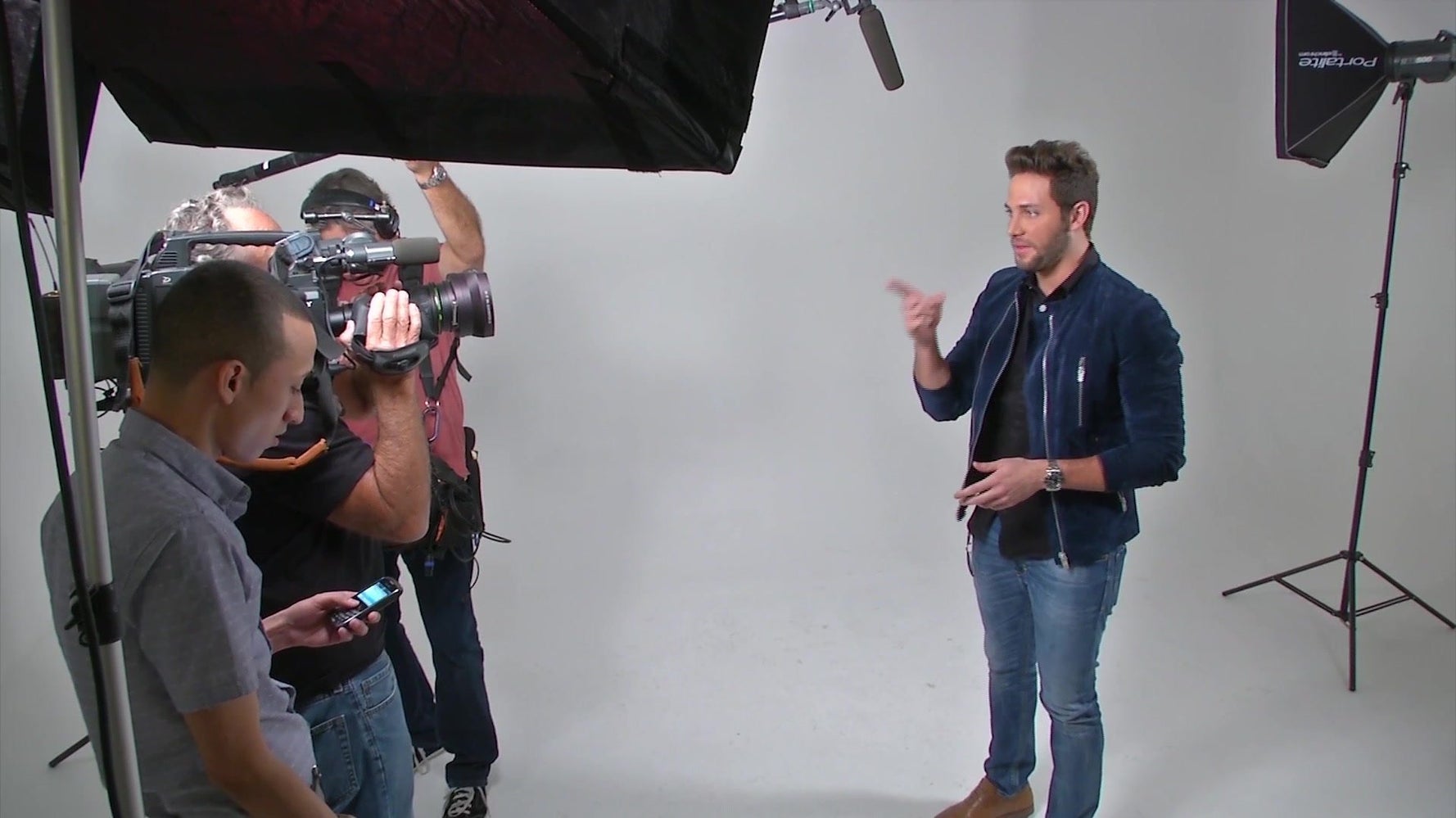 Aaron Díaz, Gabriel Coronel Y Juan Pablo Llanos En Entertainment ...