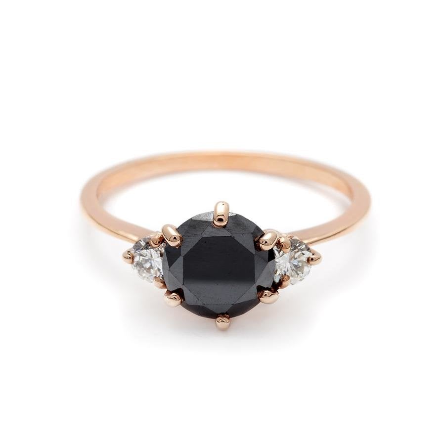 17 Black Engagement Rings For Brides Who Make Their Own Rules ...