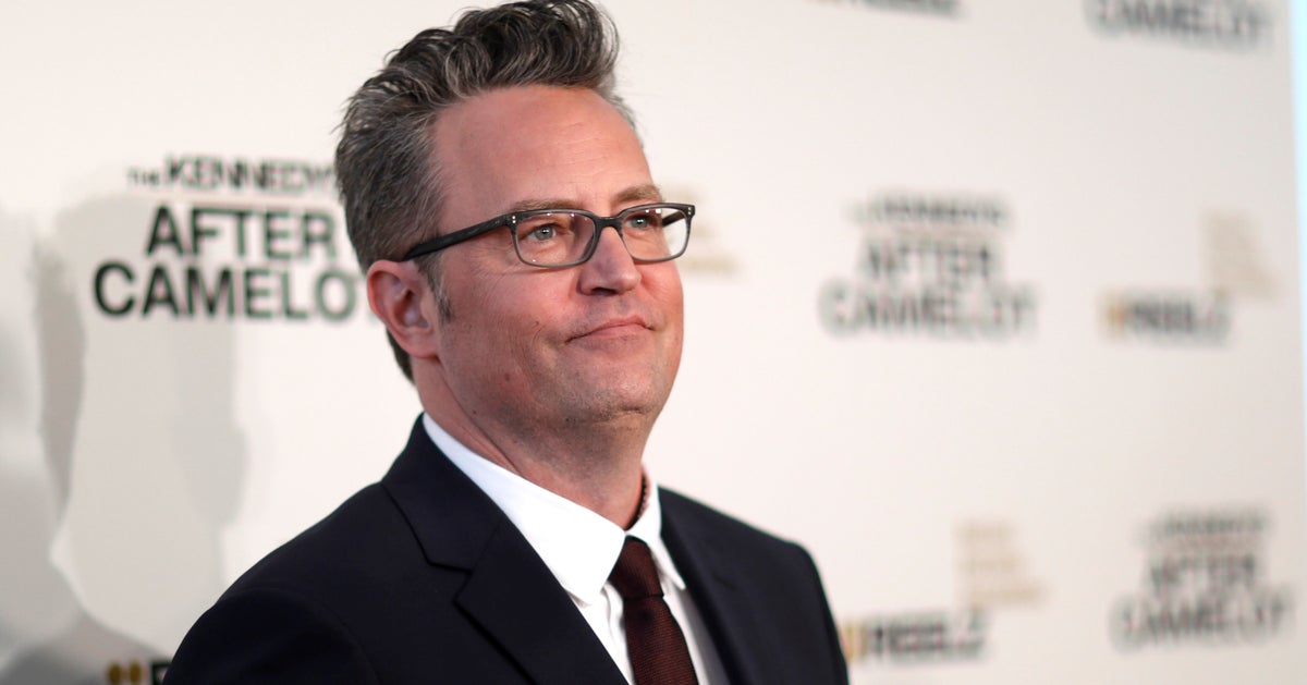 Matthew Perry Recovering After Gastrointestinal Surgery | HuffPost UK ...