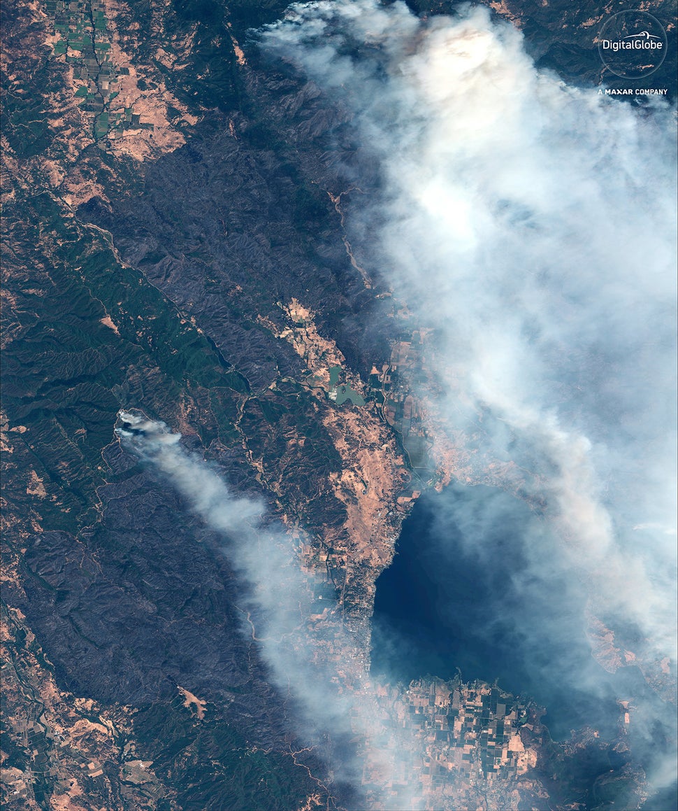 This Is What California’s Largest Wildfire Looks Like From Space | HuffPost