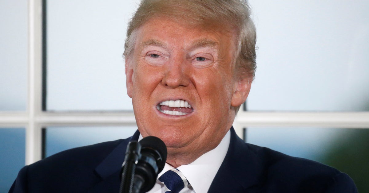 'Text Massages' Typo Turns Donald Trump Into A Twitter Laughingstock ...