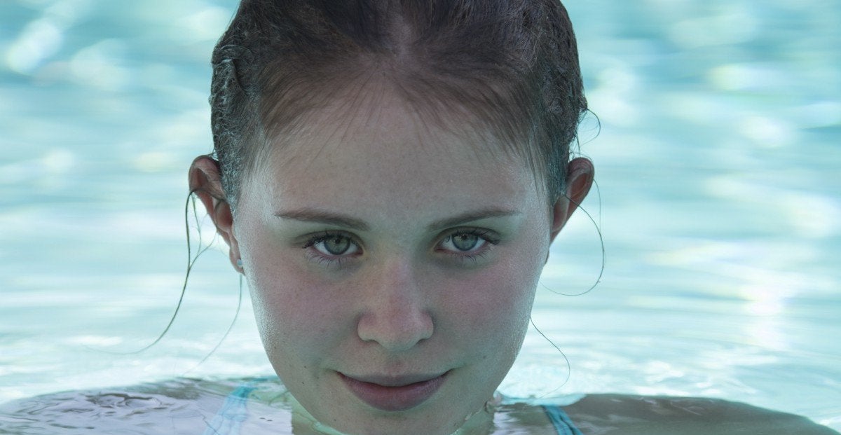 Hopefully You Stuck Around For Those 'Sharp Objects' Finale Post ...