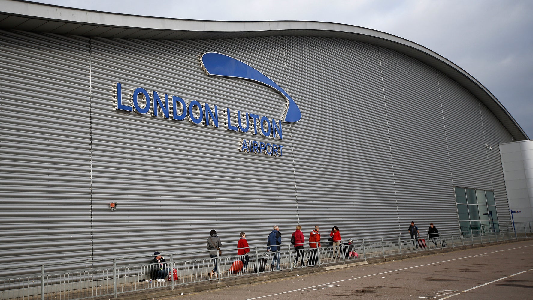 Luton Airport Has Been Voted As The Worst UK Airport - Again | HuffPost ...