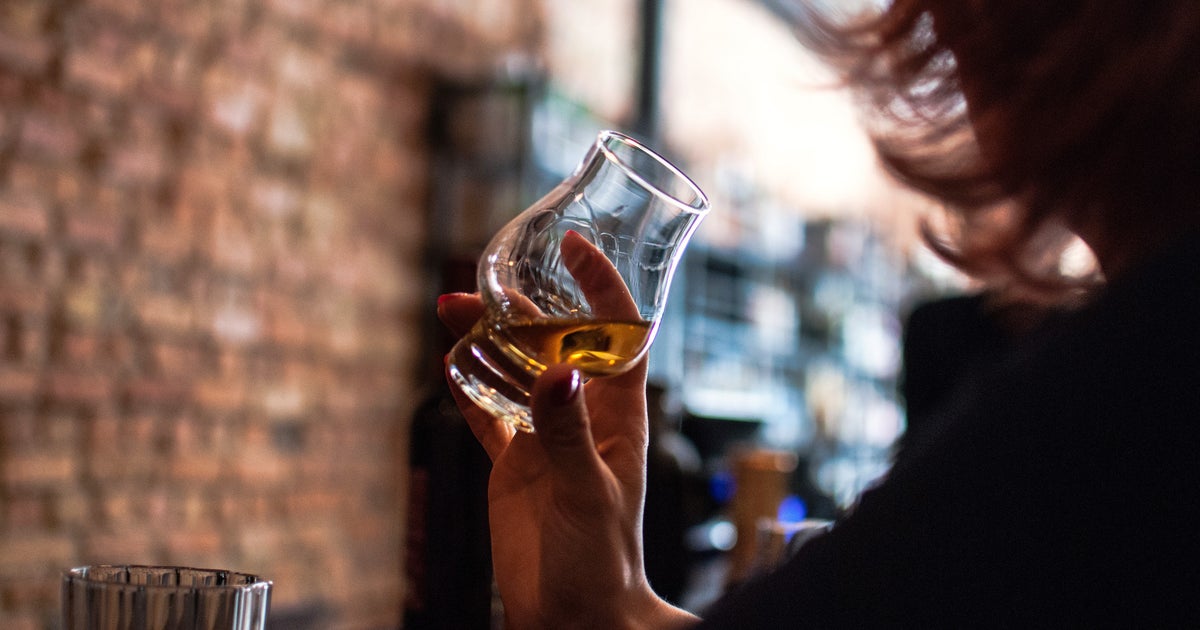 When Does Social Drinking Become 'Problem Drinking'? | HuffPost UK Wellness