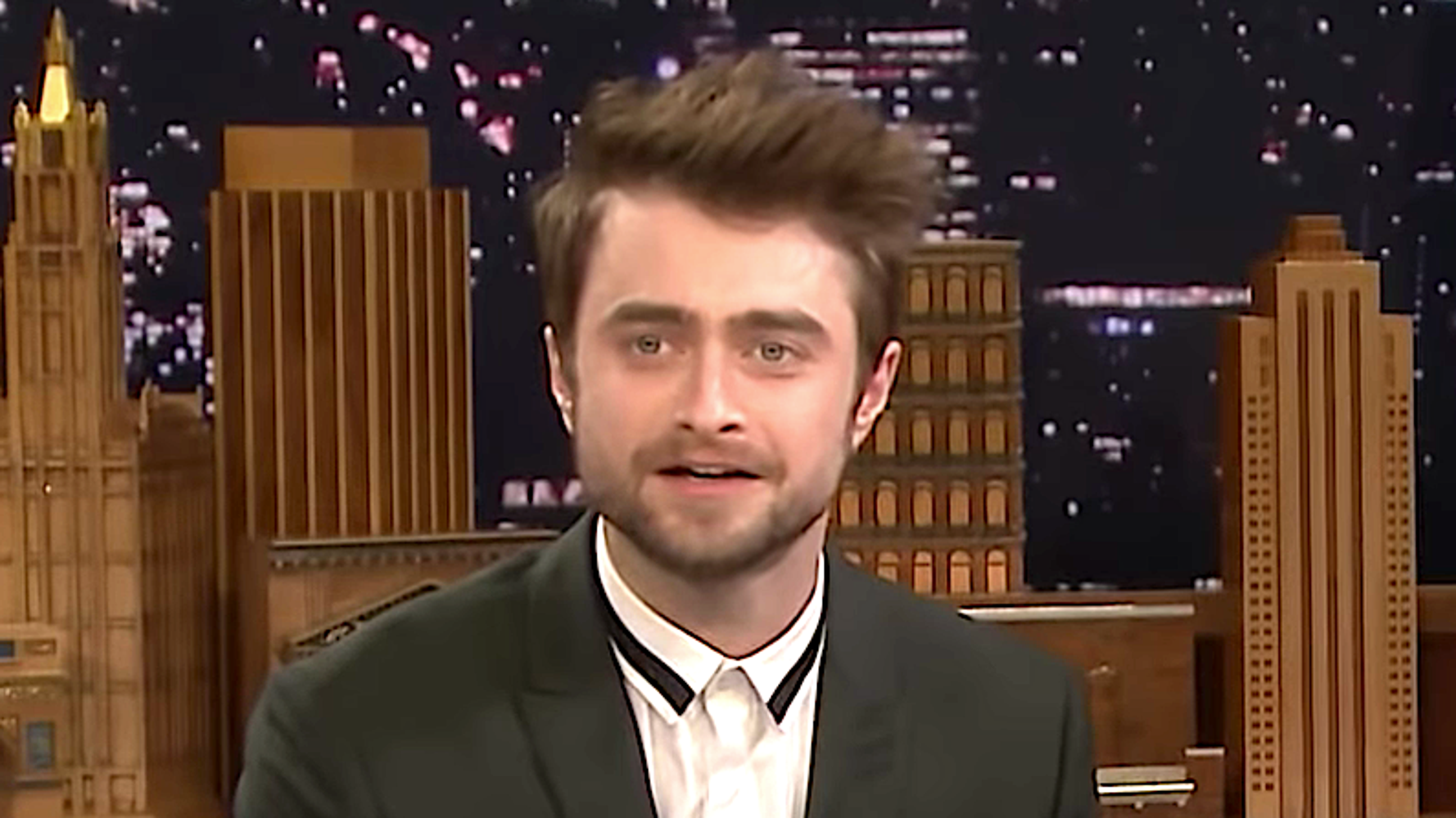 Daniel Radcliffe Was Shown Harry Potter Memes And His Response Was ...