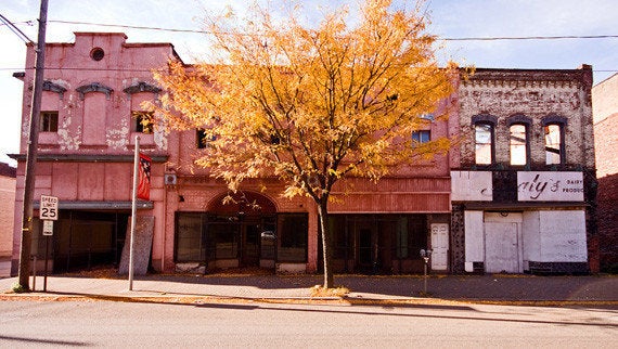Wandering And Photographing America's Rust Belt: Braddock, PA (PHOTOS ...