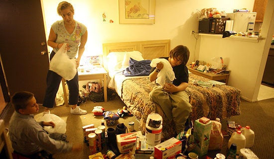 Hidden Homeless: U.S. Families Living In Motel Rooms | HuffPost Life