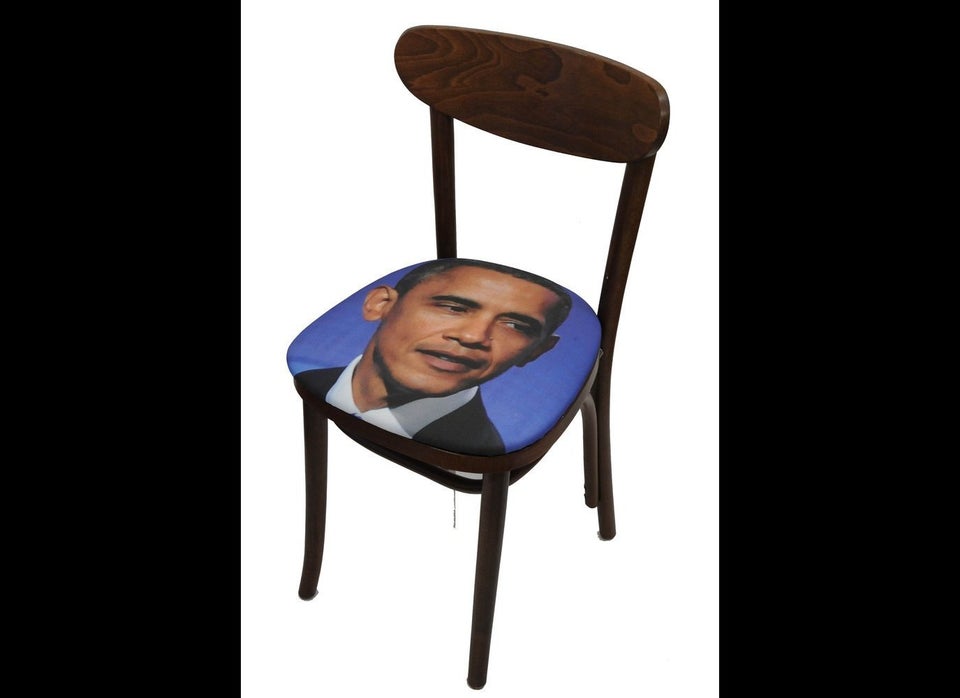 Face Chairs: Sit On Ryan Gosling, Angelina Jolie And Brad Pitt (PHOTOS ...