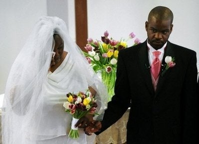 Homeless Couple Marry In Dream Wedding Thanks To Church Parishioners ...