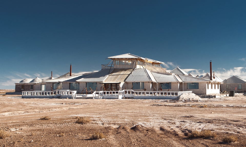 Palacio De Sal Salar De Uyuni Hotel Built Entirely Of Salt PHOTOS Palacio De Sal Salar De Uyuni Hotel Built Entirely Of Salt PHOTOS