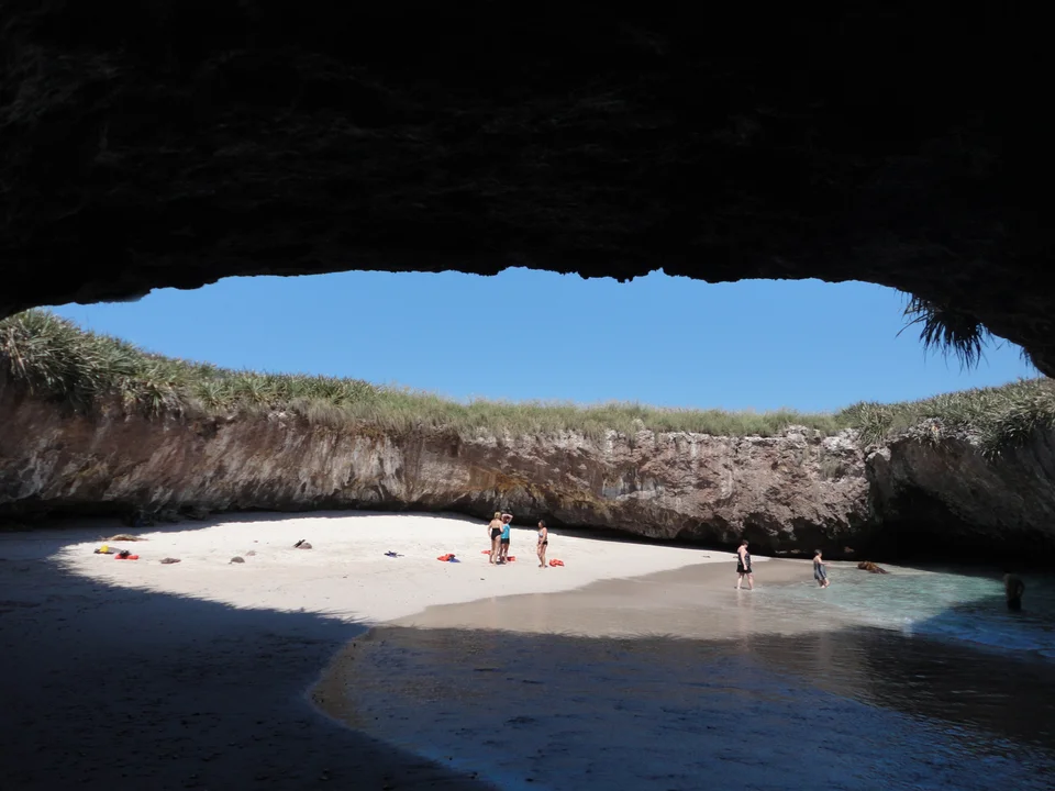 Hidden Beach, Mexico: A Look At Some Of The World's Most Secluded ...