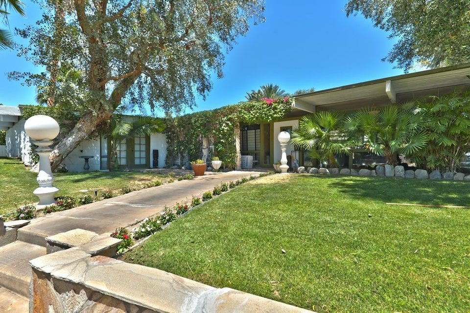 Rock Hudson's California House Still Has Some Of Its Original Features ...