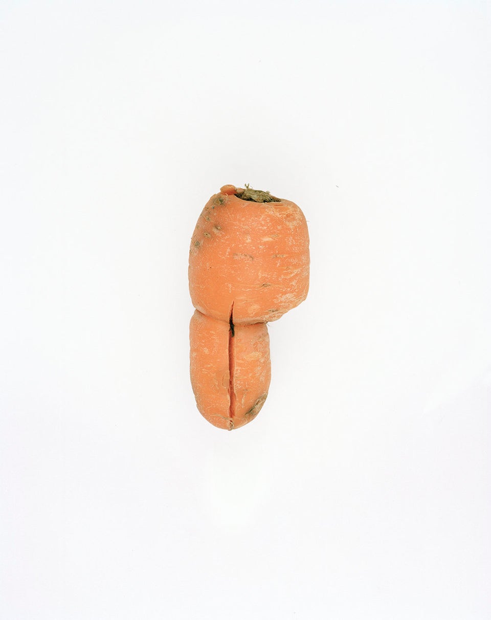 'Defective Carrots' Shows The Dark Side Of Supermarket Sourcing (PHOTOS ...