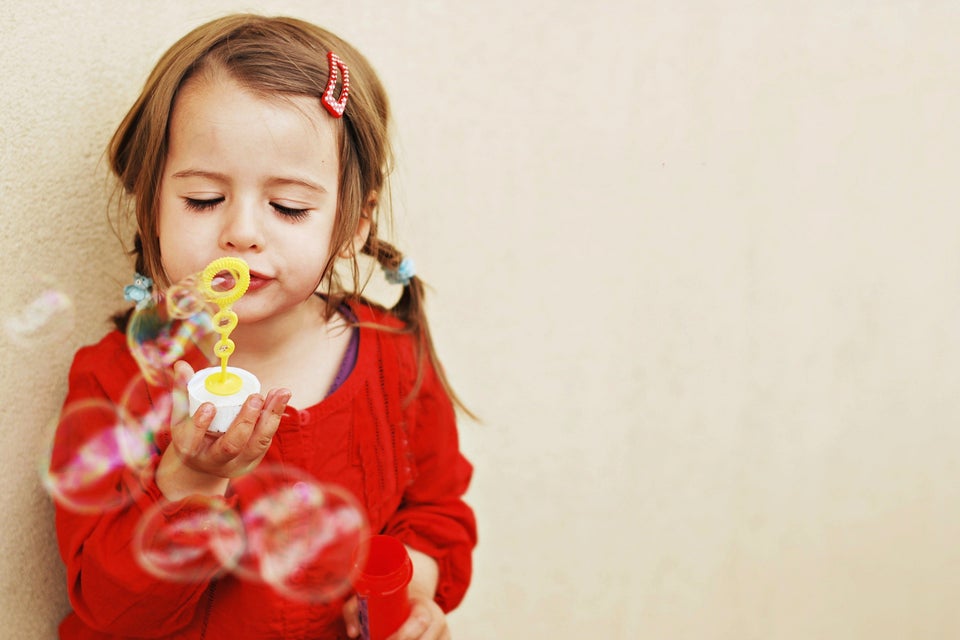 10 Childhood Pleasures That Used To Make Our Whole Day | HuffPost Life