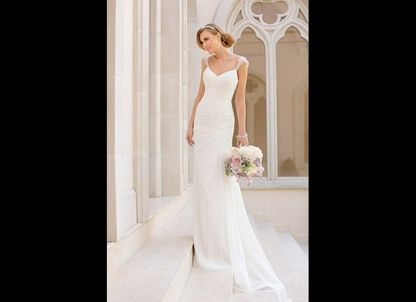 These Weddings Gowns Remind Us That Simple Is Stunning | HuffPost Life